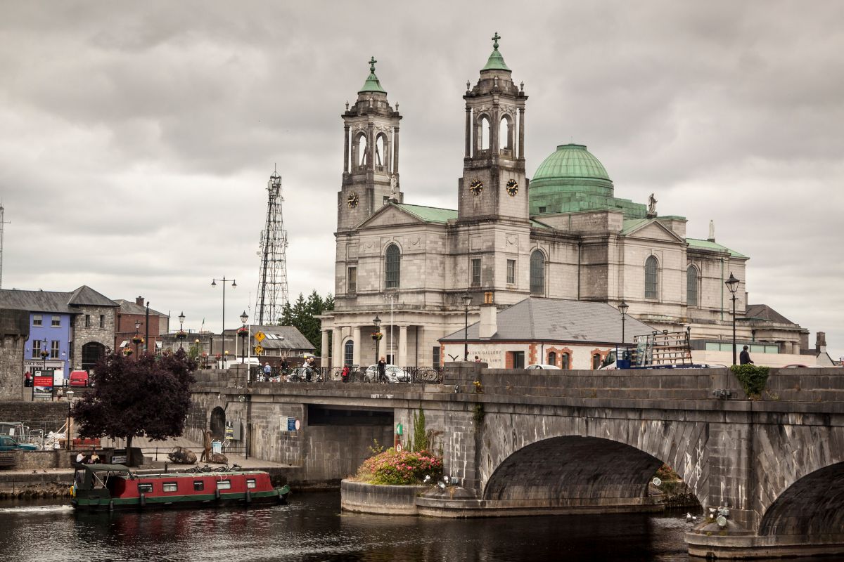 Guide to Import VAT in Ireland for Foreign Companies | Commenda