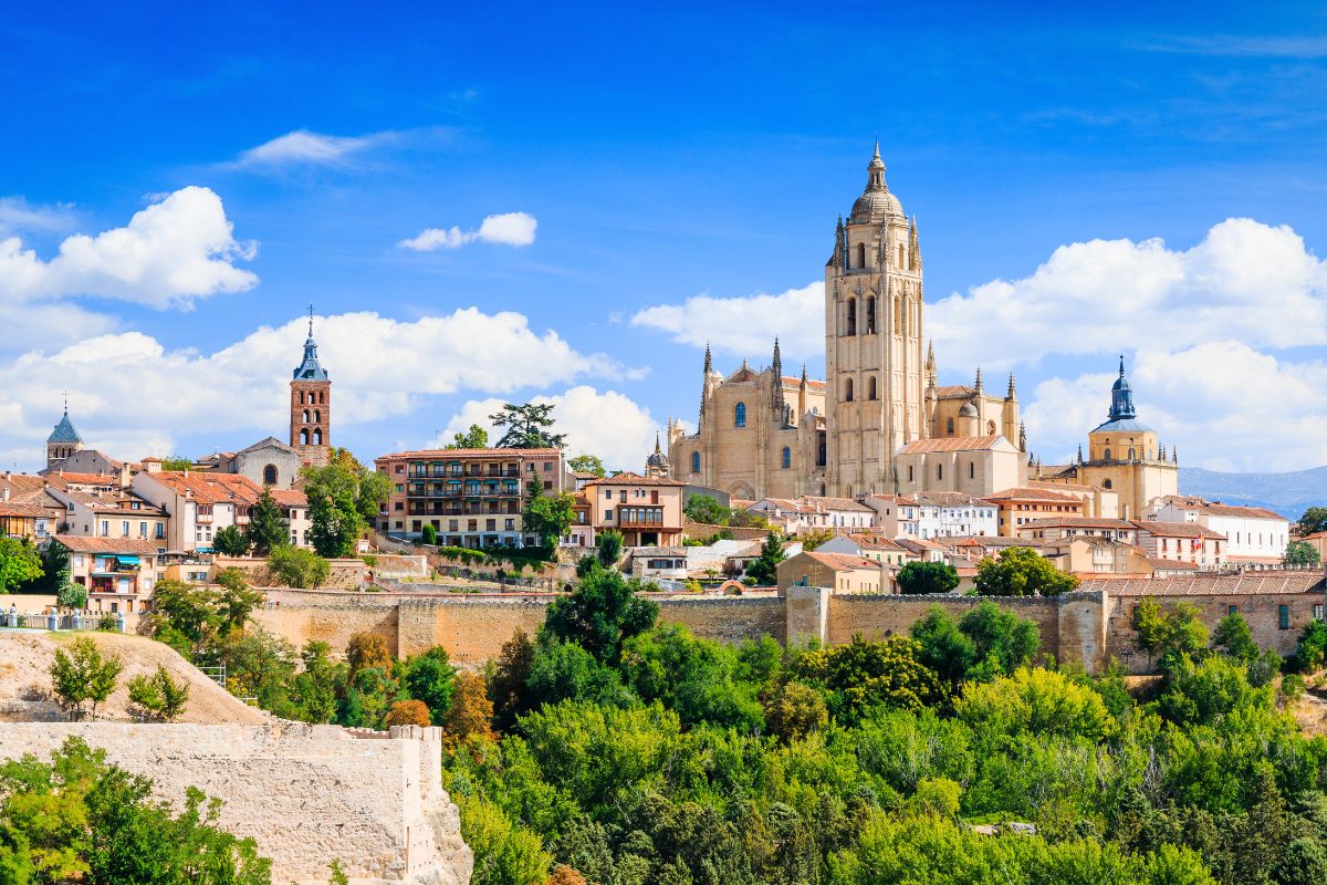 Guide to Import VAT in Spain for Foreign Companies | Commenda